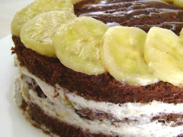 Mini bollos pelones de plátano y cazón con confitura de ají dulce ...