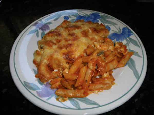 Receta de macarrones guisados con pollo fácil y deliciosa