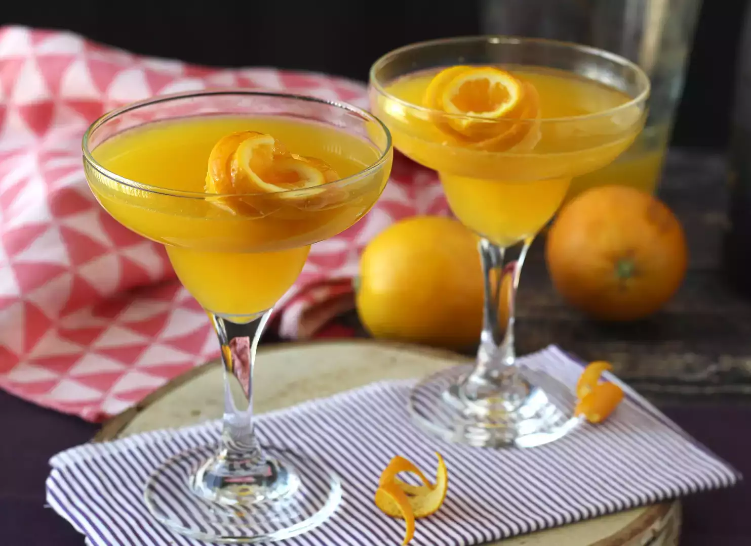 Agua de valencia, el cóctel mediterráneo con cava y naranja que puedes ...
