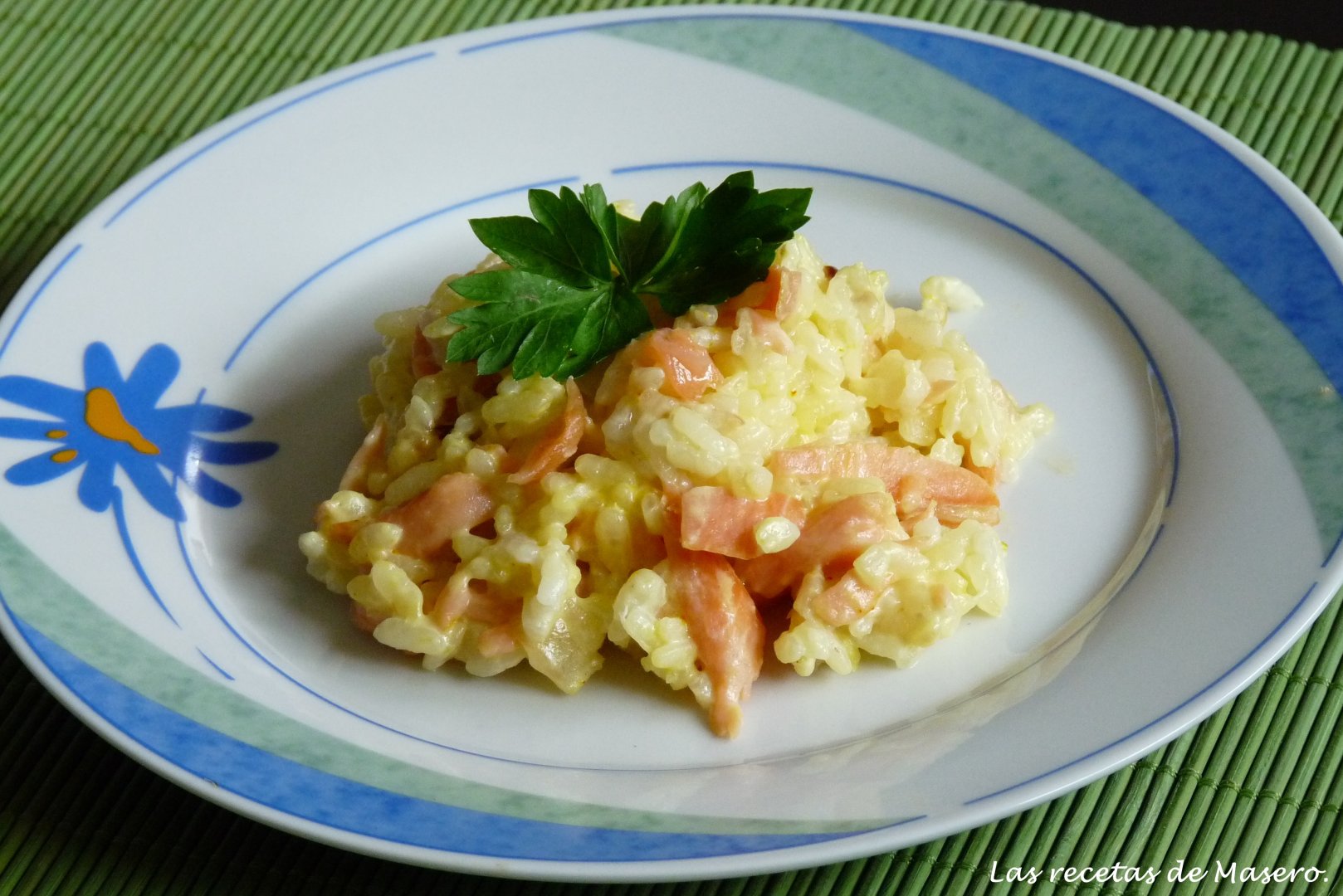 Receta de arroz con salmón ahumado fácil y rápida
