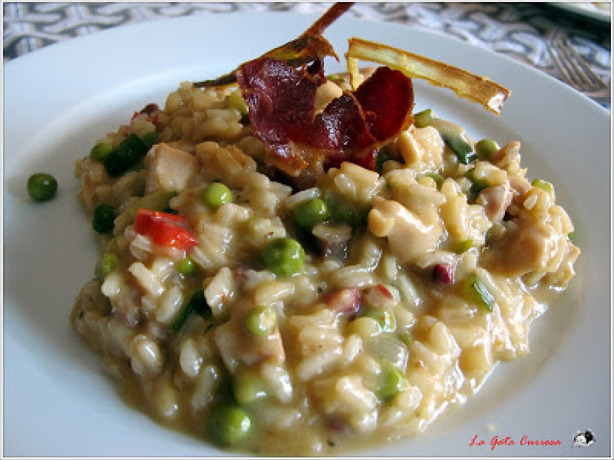 Arroz cremoso de pollo y verduras con jamón ibérico - Receta Petitchef