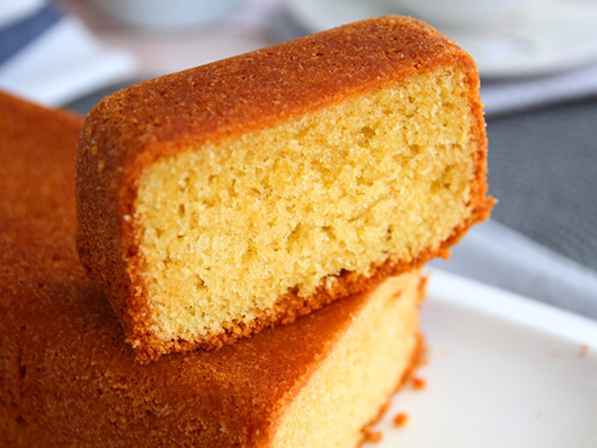 Receta de bizcocho cuatro cuartos (fácil y rápido)