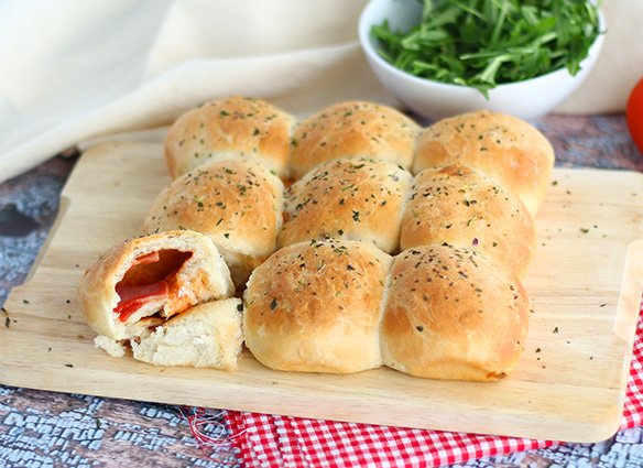 Receta de bollitos de pizza con jamón y queso