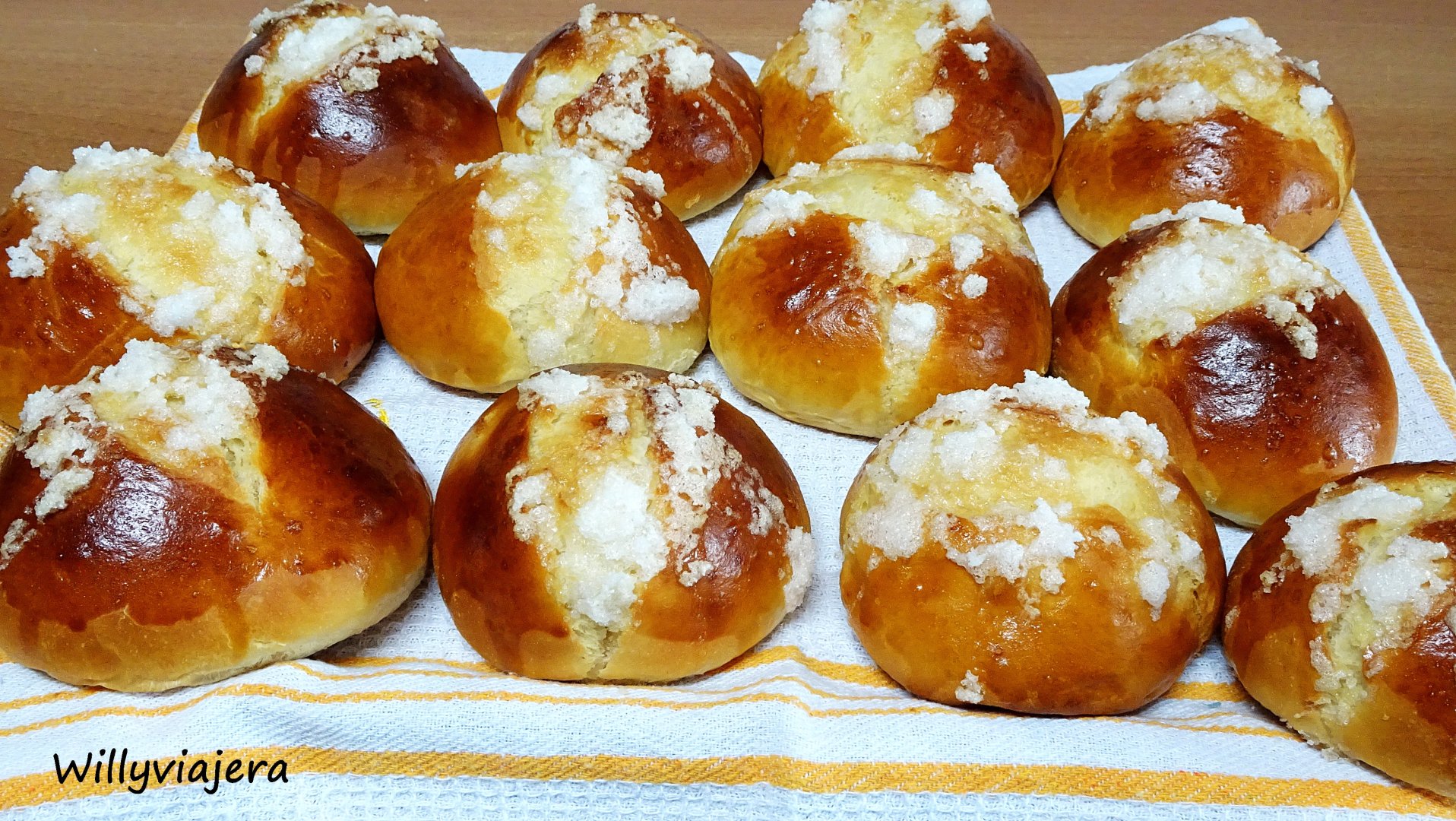 Receta de bollitos suizos extra esponjosos