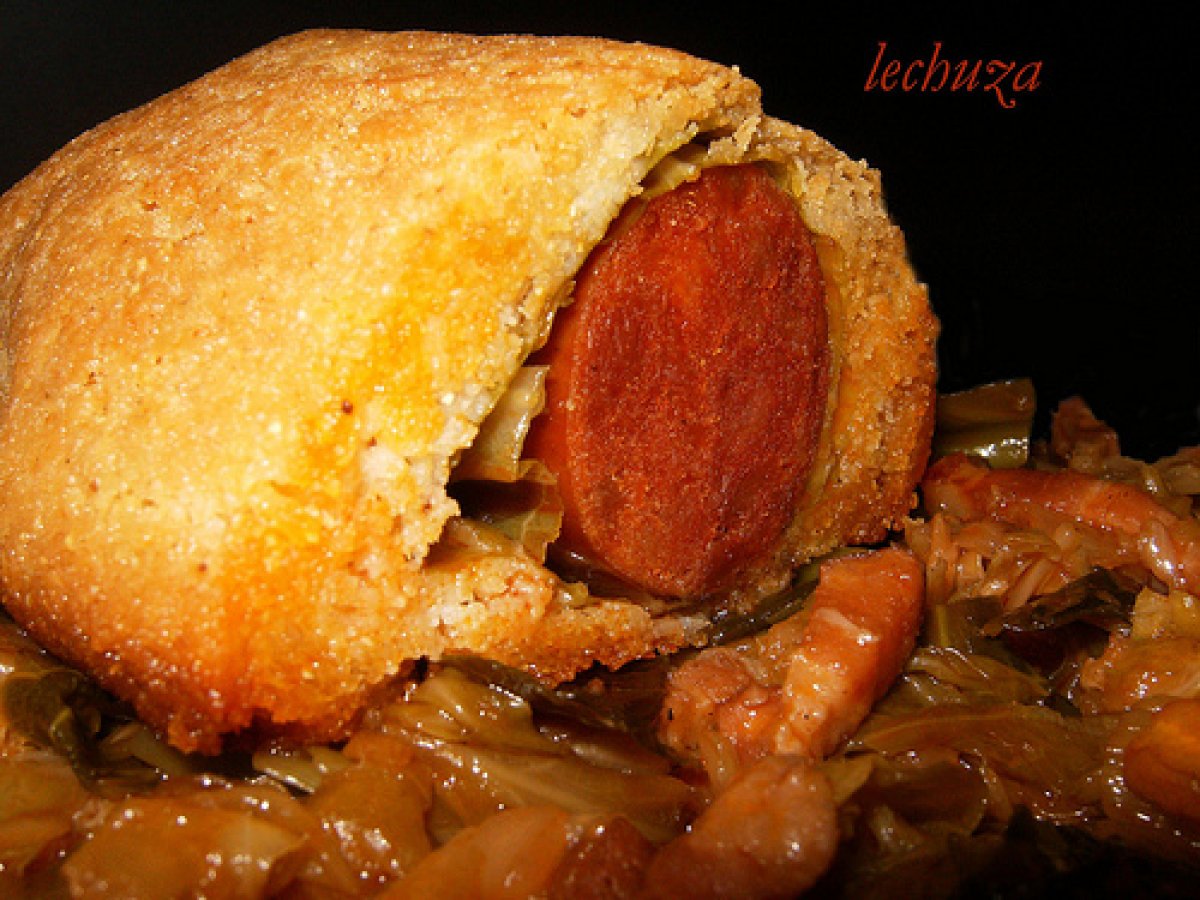 Bollos de chorizo en masa de millo (maíz) - Receta Petitchef