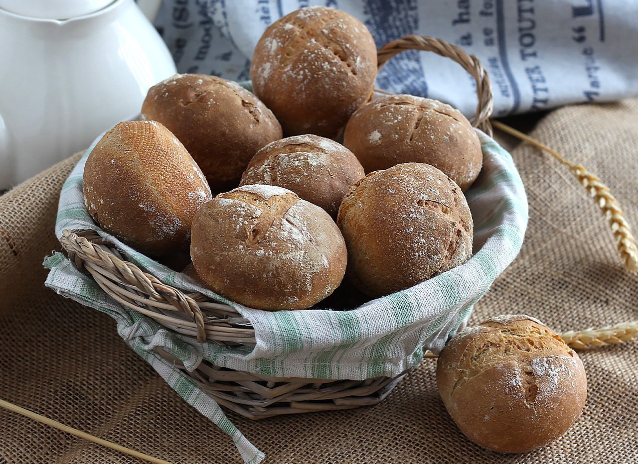 Receta de bollos sin amasado: crujientes y tiernos