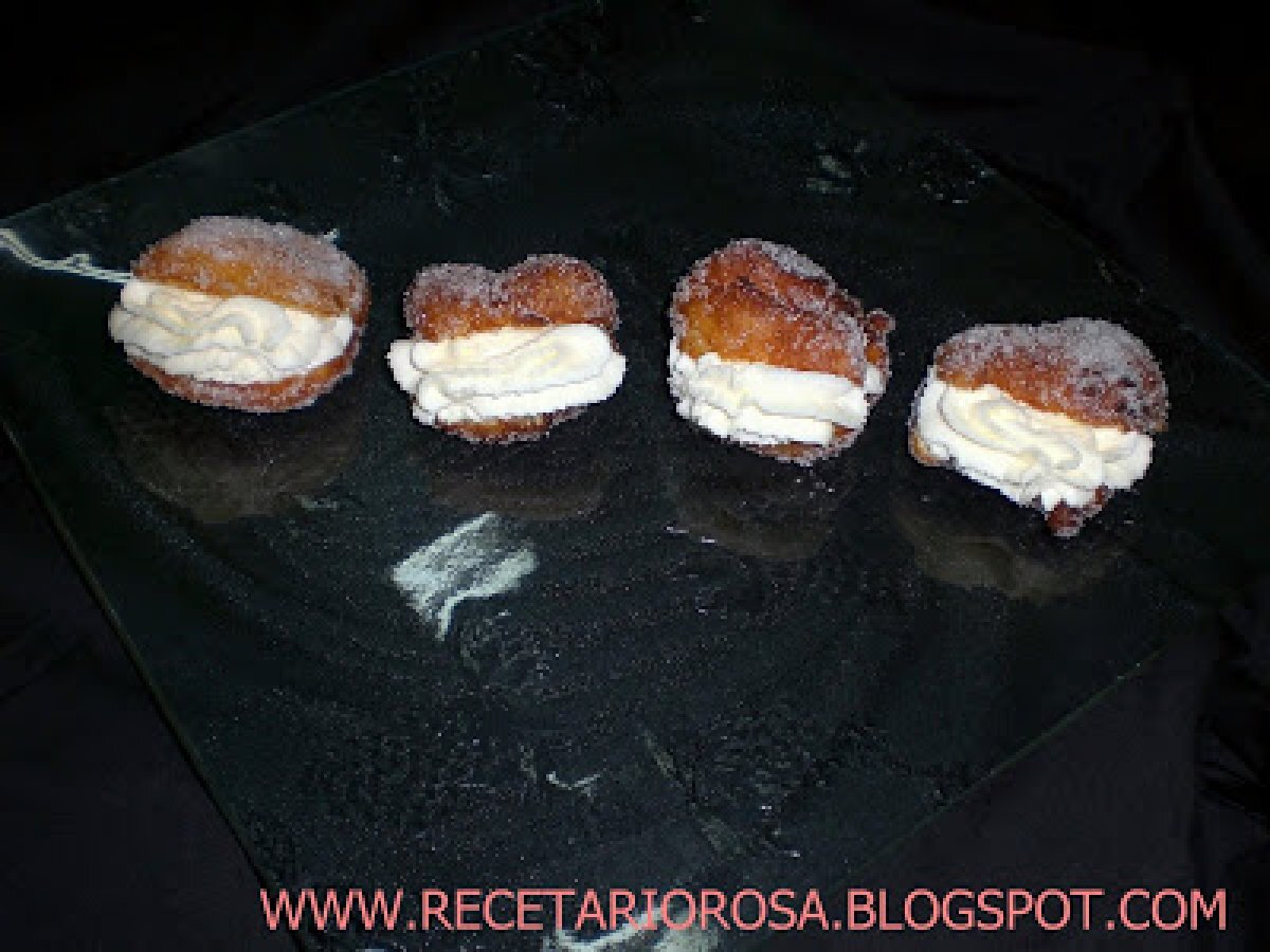 Bombas rellenas de nata o crema - Receta Petitchef