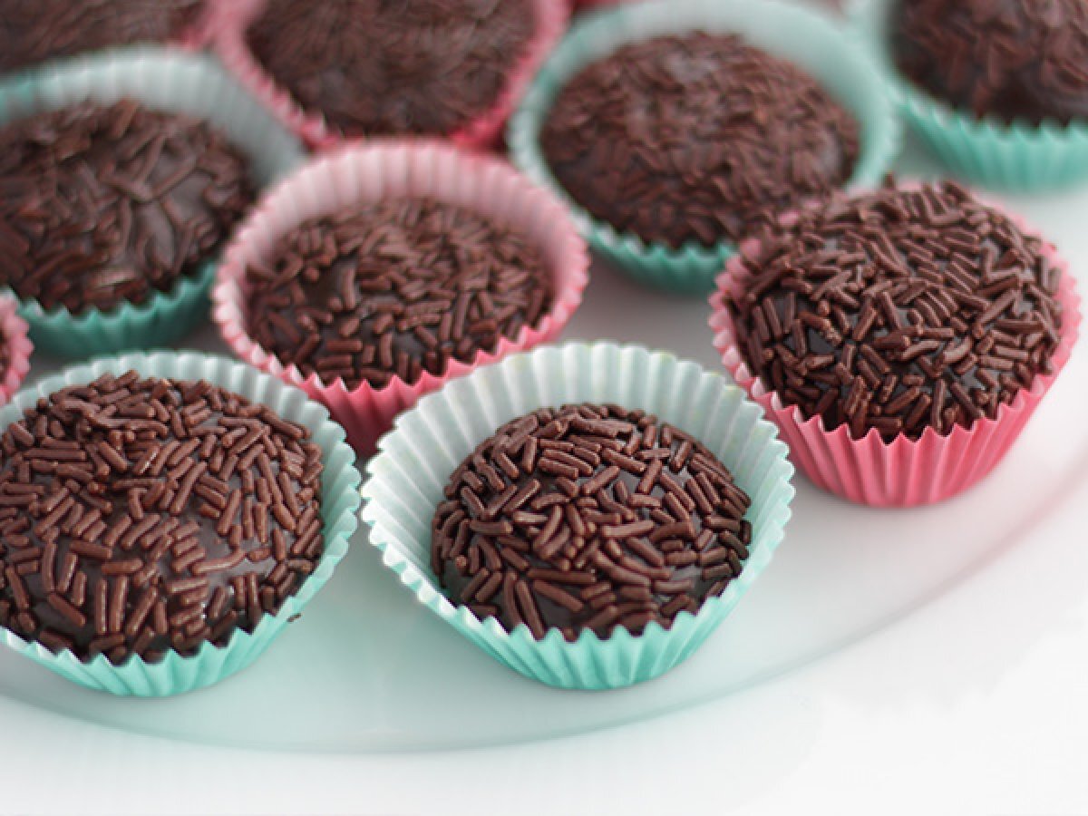 Receta de brigadeiros brasileños de chocolate