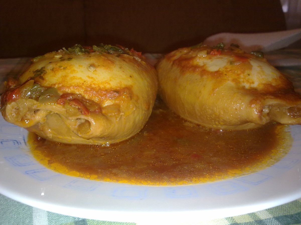 Receta de calamares rellenos en salsa fácil y deliciosa
