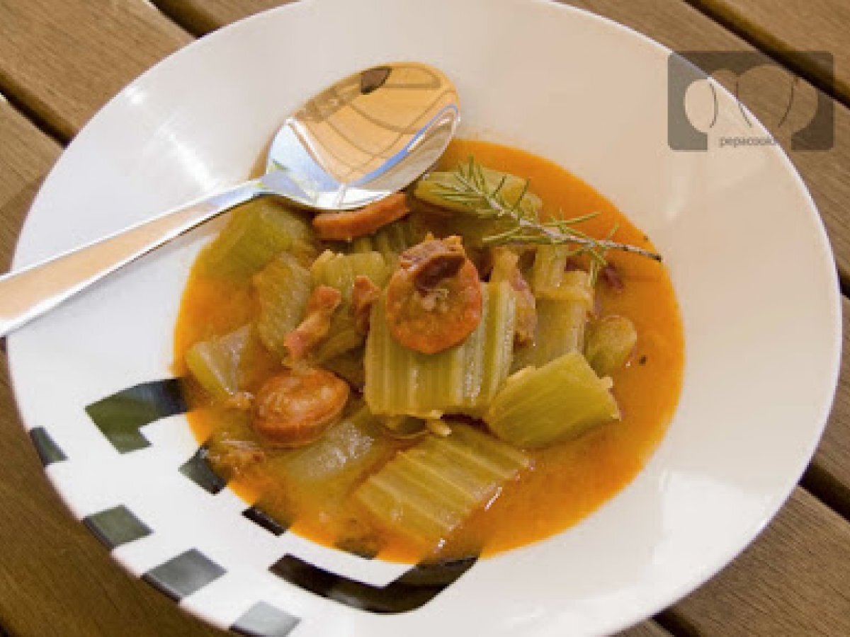 Cardo guisado - Receta Petitchef