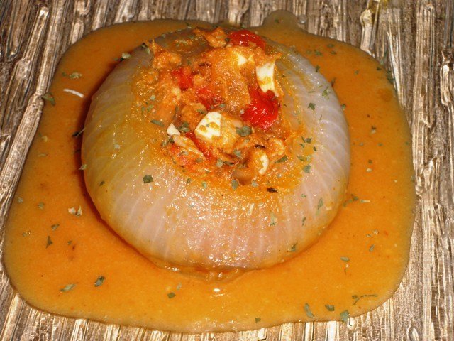 Cebollas rellenas de bonito