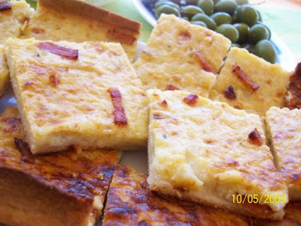 Coca de cebolla y bacon en thermomix - Receta Petitchef