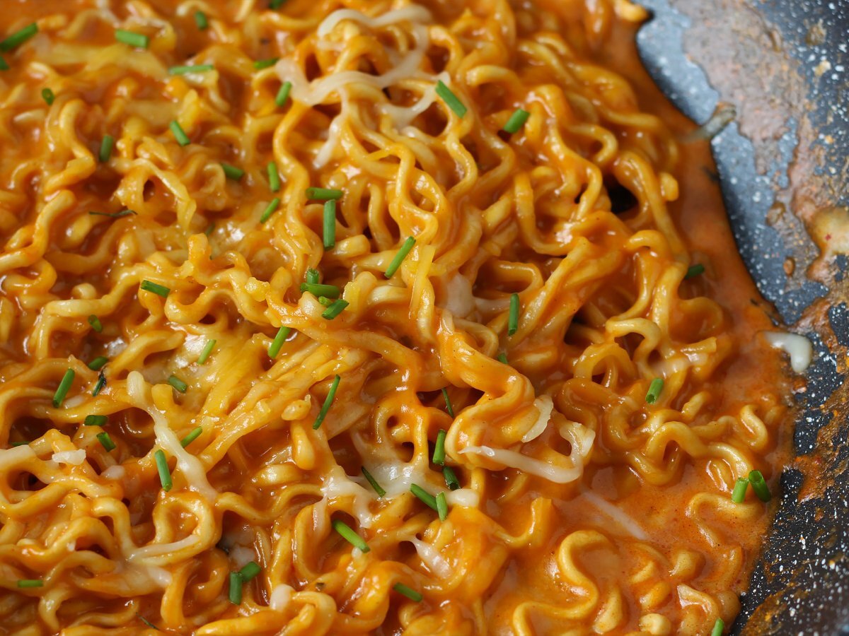 Receta de ramen buldak con queso