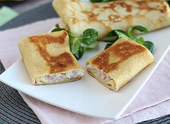 Receta de crepes con bechamel, queso y jamón