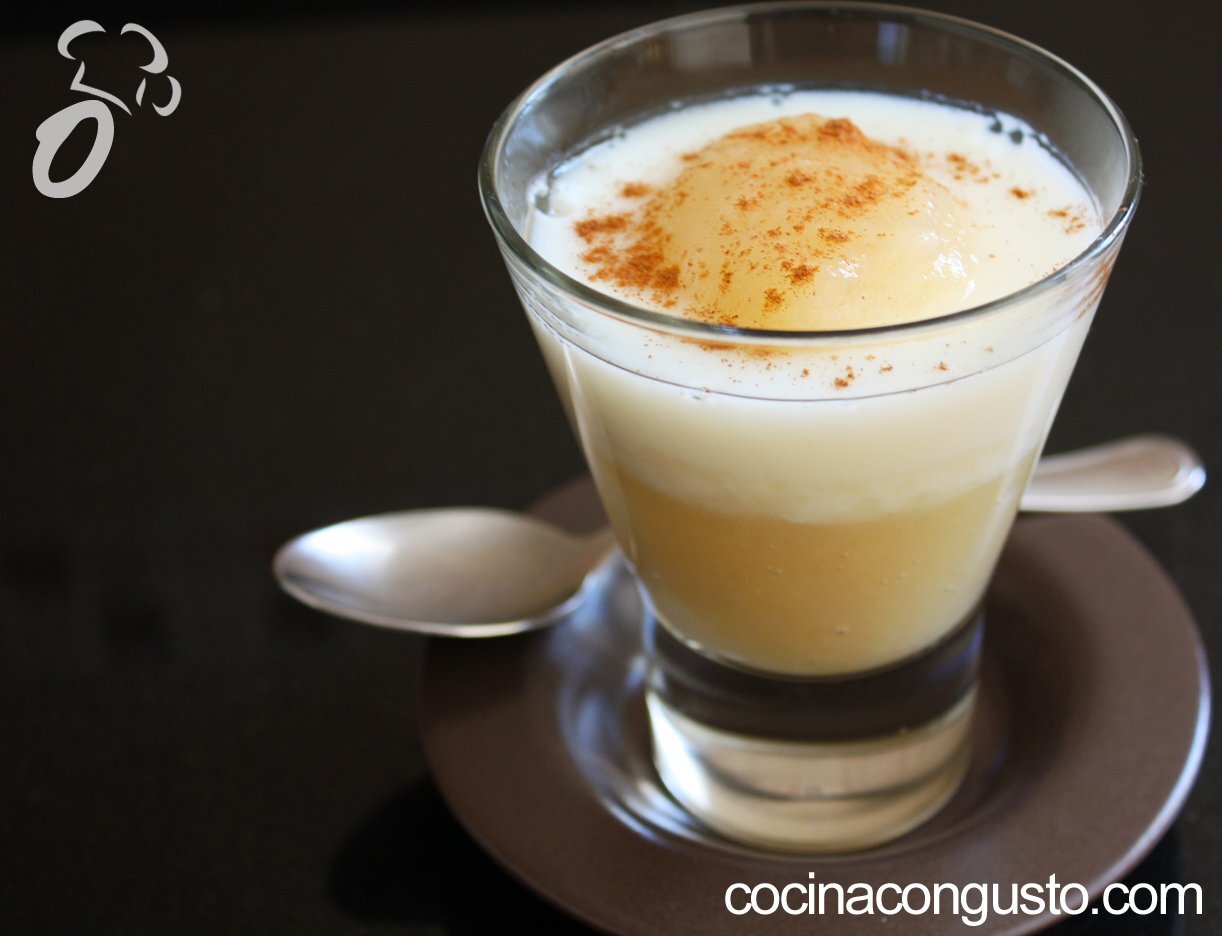 Receta de cuajada con compota de pera fácil y deliciosa