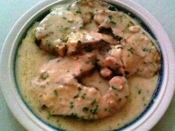 Receta de dorado o bagre en salsa de coco