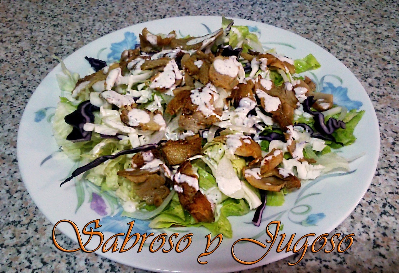 Receta de ensalada de carne shawarma