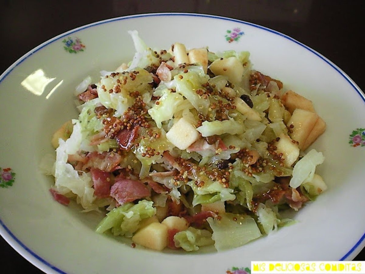 Receta de ensalada de repollo blanco y bacon