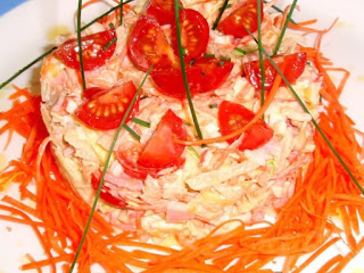 Receta de ensalada primaveral con salsa rosa