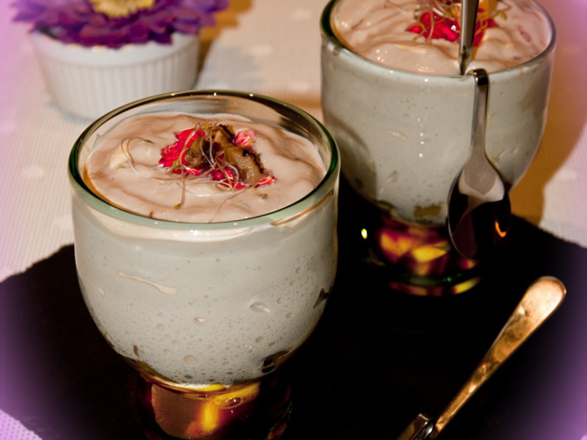 Receta de espuma de foie sobre mango caramelizado