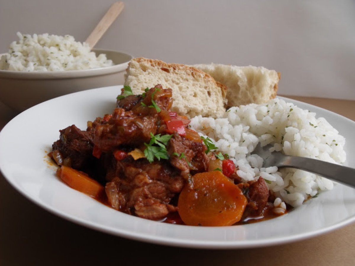 Estofado griego de cerdo - Receta Petitchef