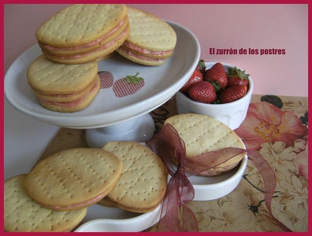 Receta de galletas rellenas de crema de fresa