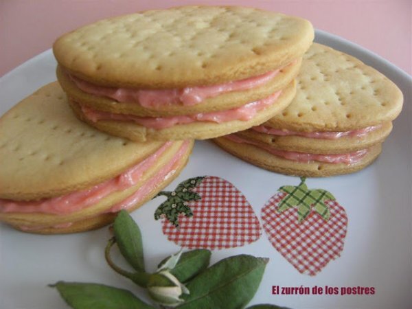Receta de galletas rellenas de crema de fresa