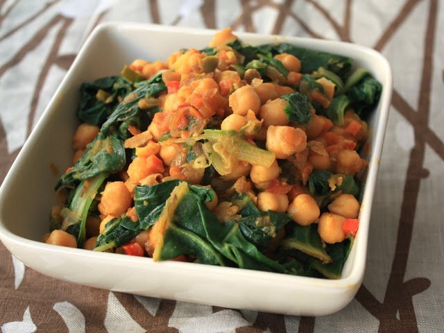 Receta de garbanzos con acelgas