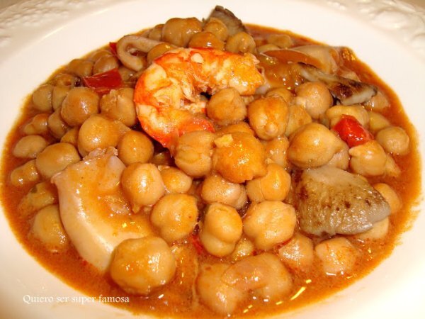 Garbanzos estofados de marisco y guindilla con salteado de setas ...
