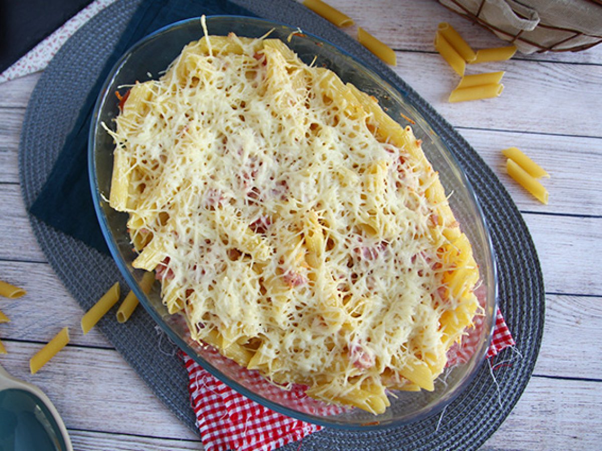 Receta de macarrones gratinados con queso y jamón