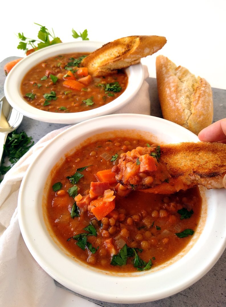 Guiso de lentejas: receta tradicional española