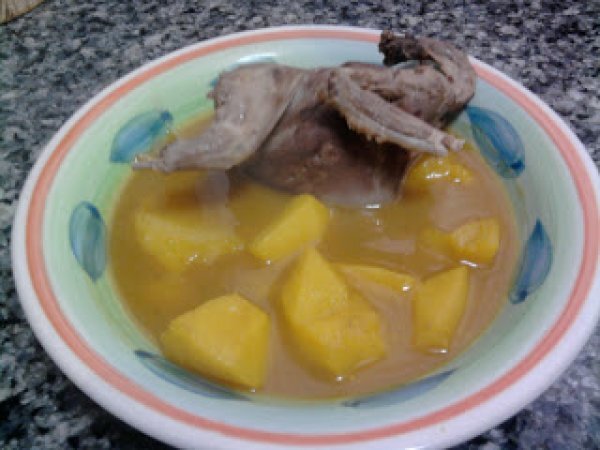 Receta de guiso de patatas con paloma torcal
