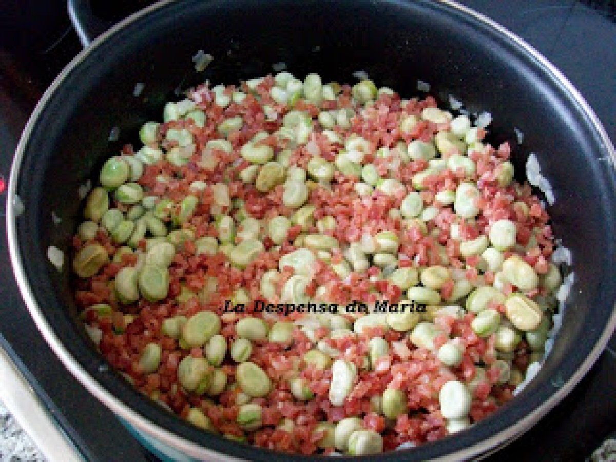 Receta de habas con jamón y huevo frito