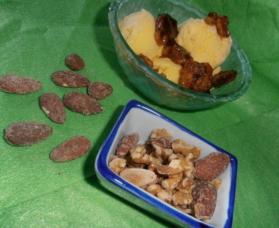 Helado con nueces fritas - Receta Petitchef