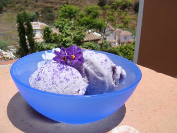 Receta de helado de violetas fácil y delicioso