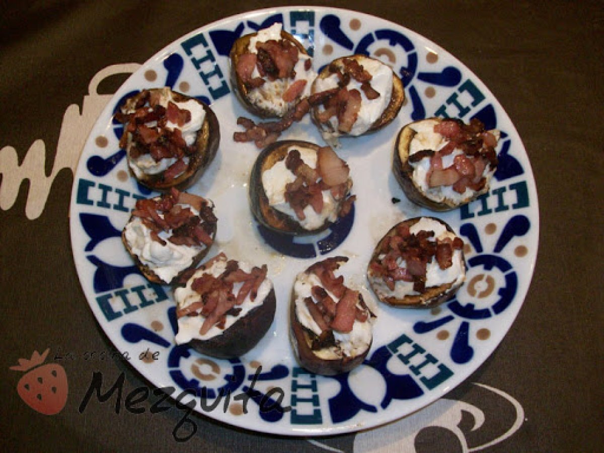 Higos rellenos de queso cremoso y bacon - Receta Petitchef