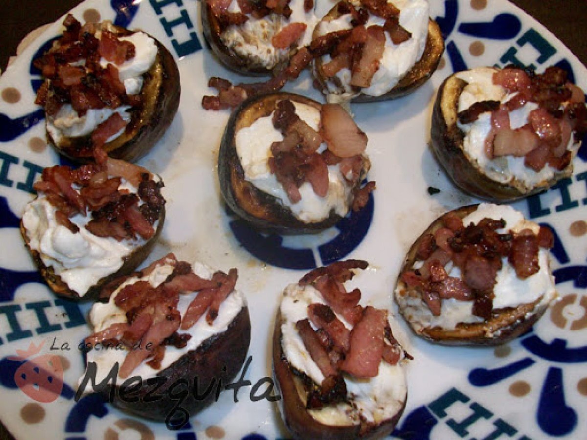 Higos rellenos de queso cremoso y bacon - Receta Petitchef