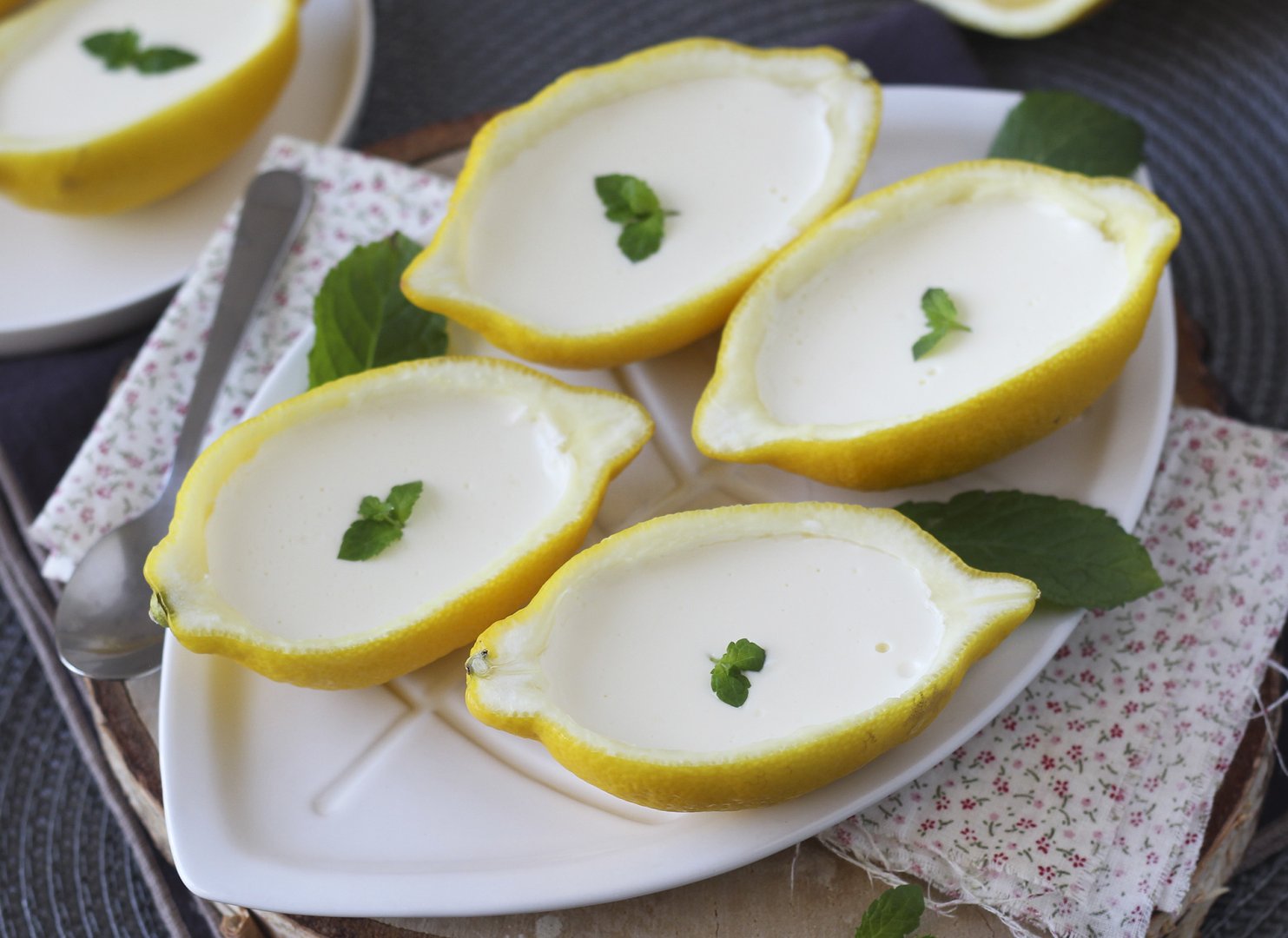 Receta de lemon posset, postre de limón sin horno
