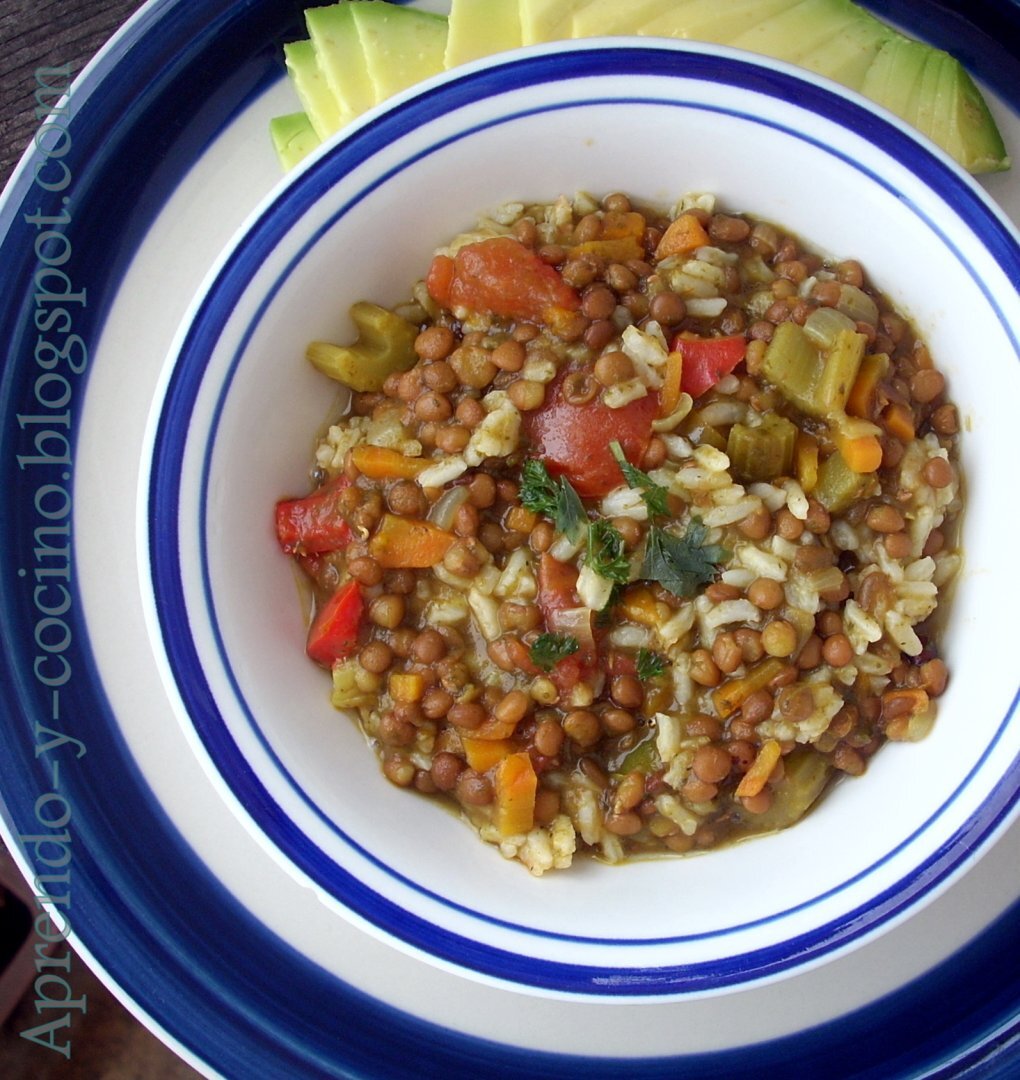 Receta de lentejas con arroz y perejil fácil y saludable