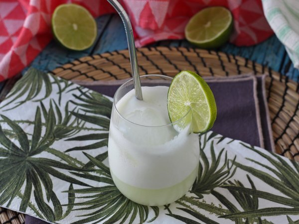 Receta de limonada brasileña con leche condensada