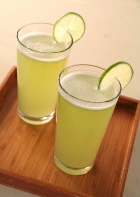 Receta de limonada de lima y menta fácil y deliciosa