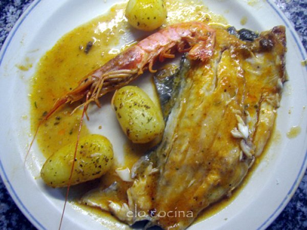 Lubinas en all i pebre: receta fácil y deliciosa