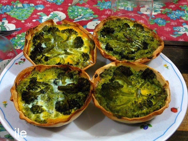 Receta de mini tartas de brócoli saludables y fáciles