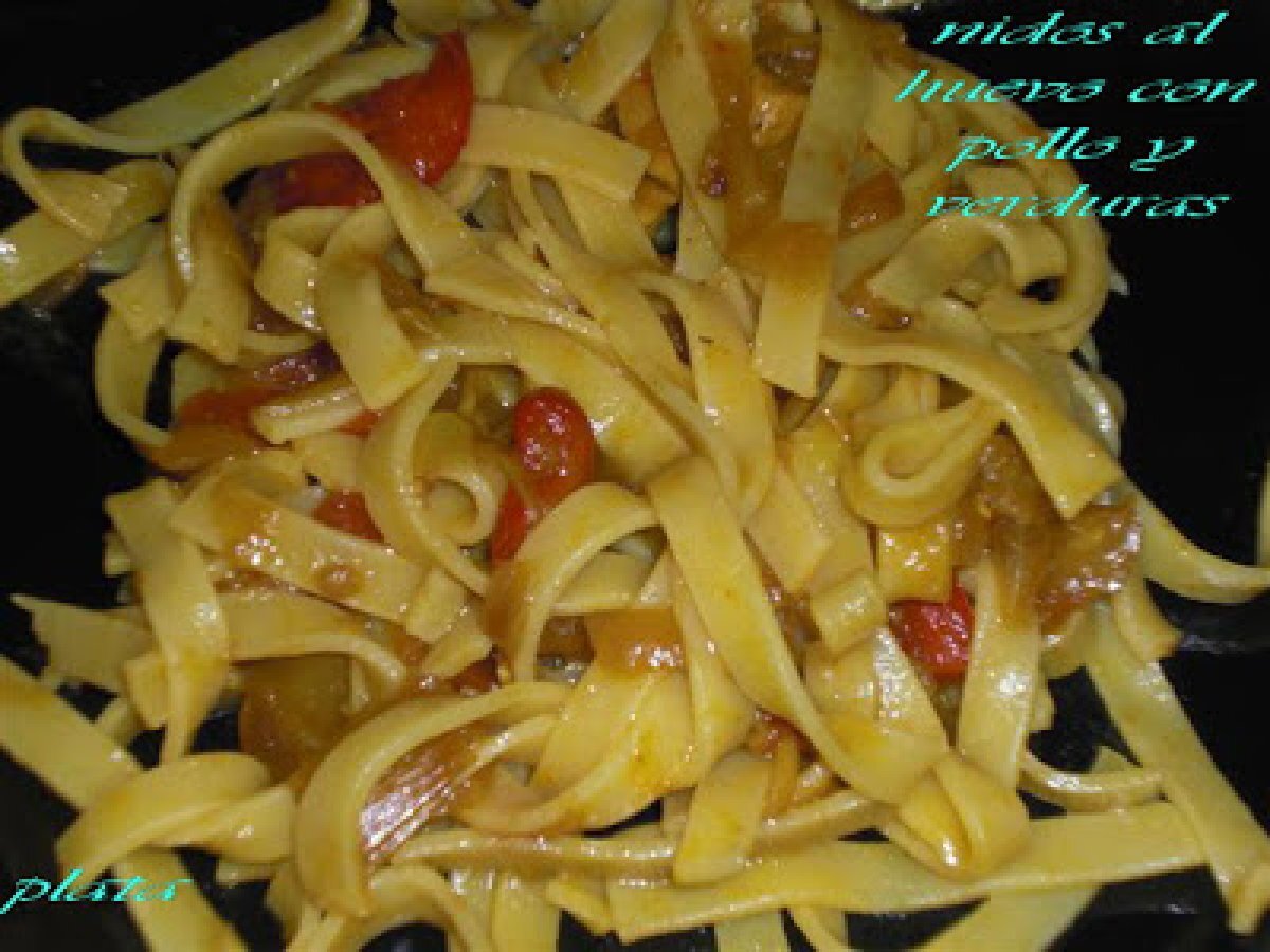 Receta de nidos al huevo con pollo y verdura fácil