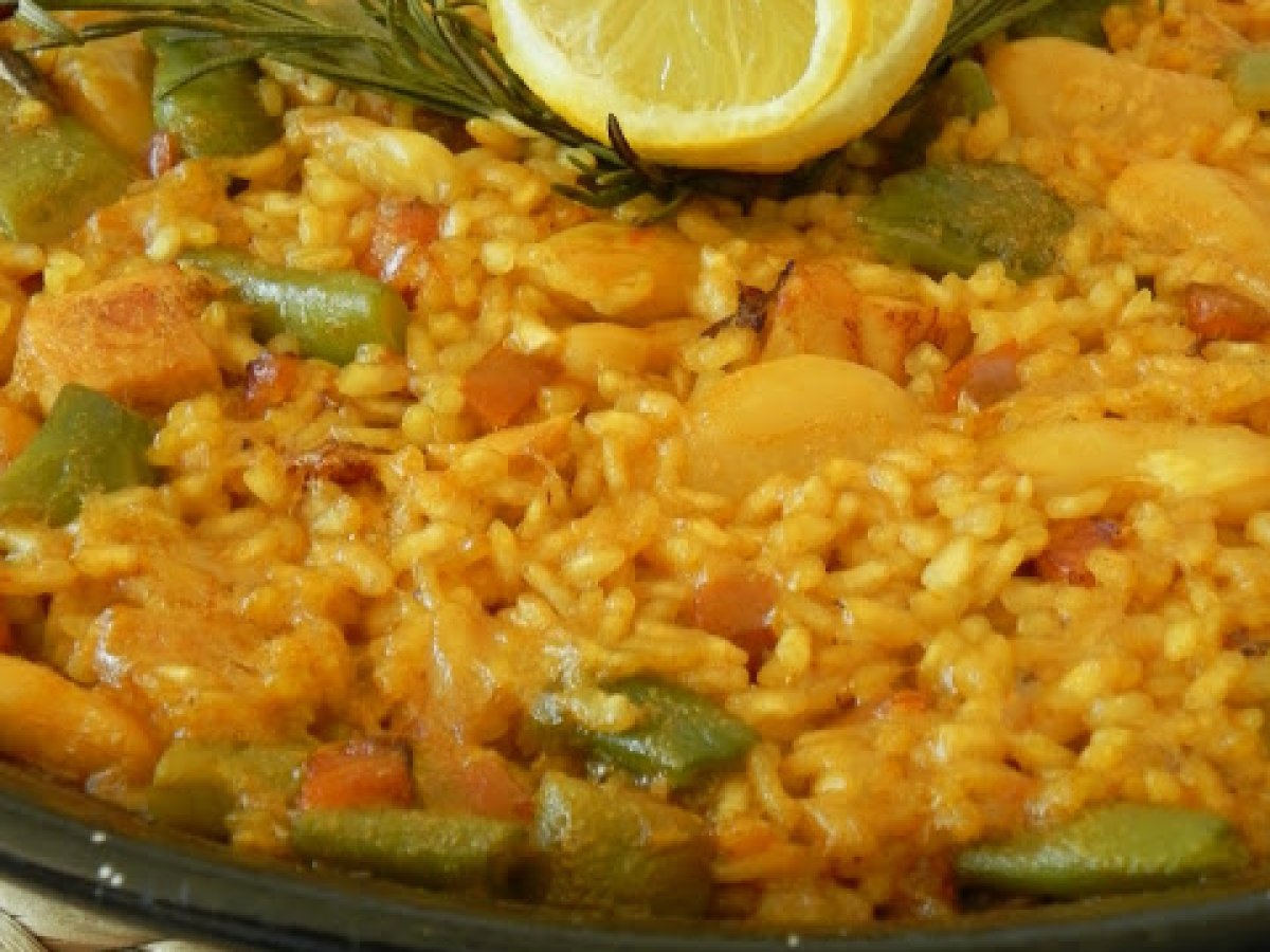 Paella de verduras con romero a las 10:10 - Receta Petitchef