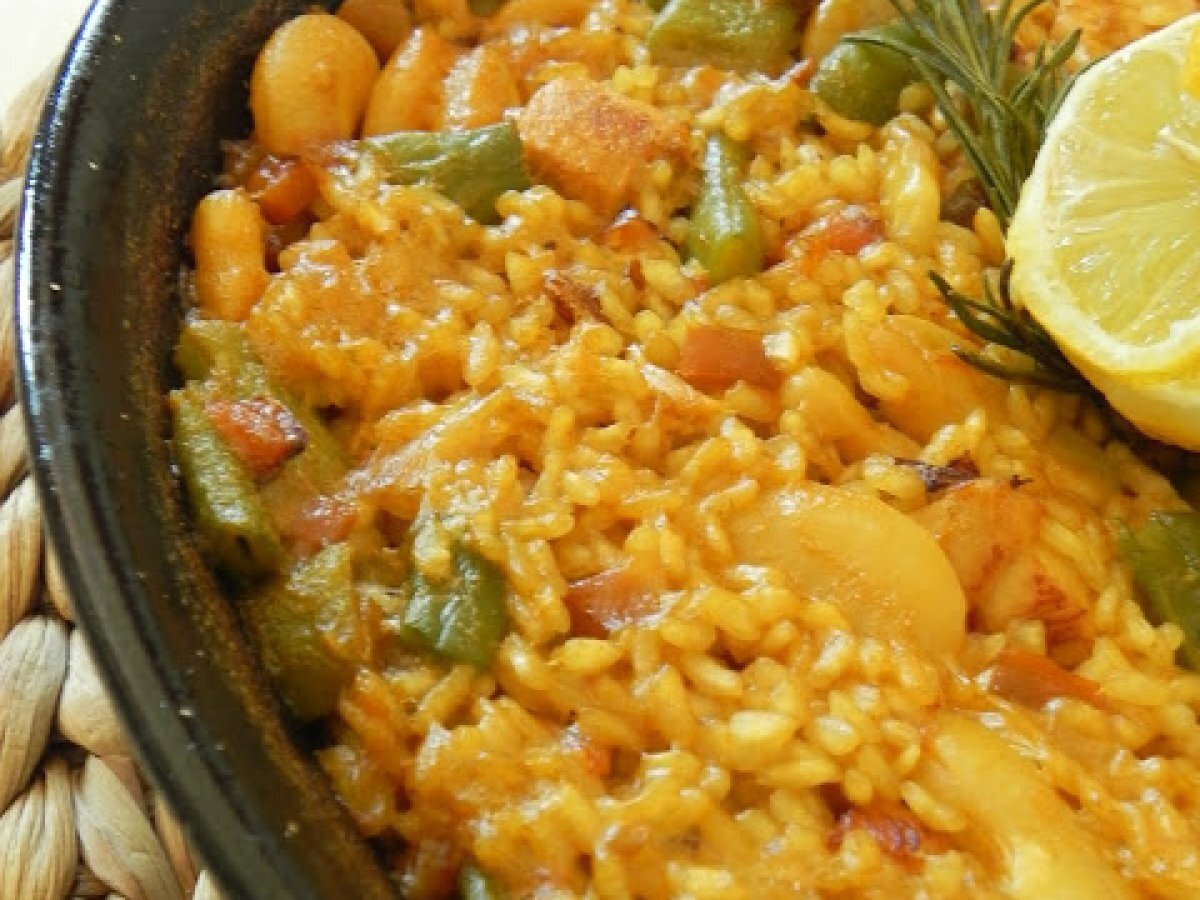 Paella de verduras con romero a las 10:10 - Receta Petitchef