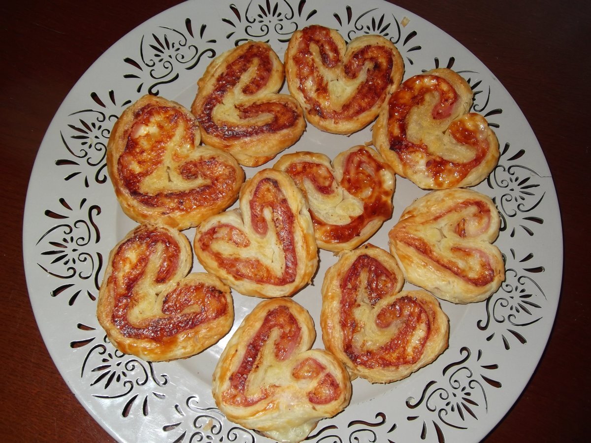 Receta de palmeras saladas de jamón y queso fácil