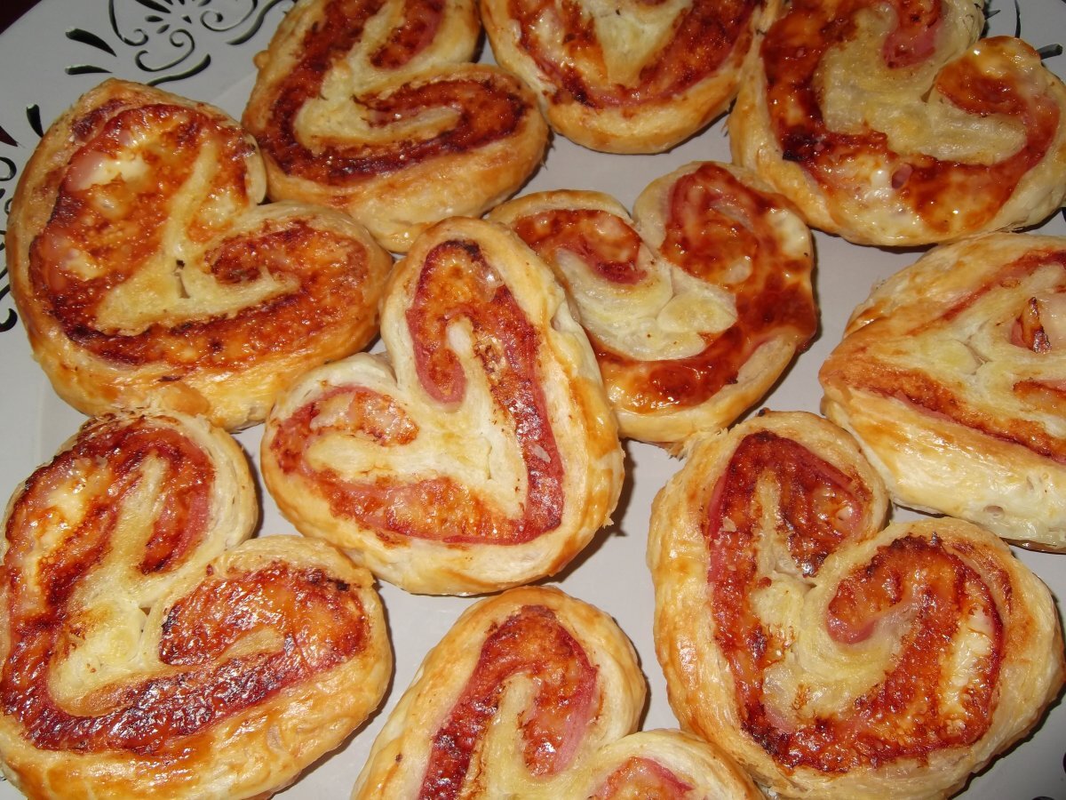 Receta de palmeras saladas de jamón y queso fácil