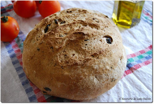 Receta de pan casero integral de aceitunas
