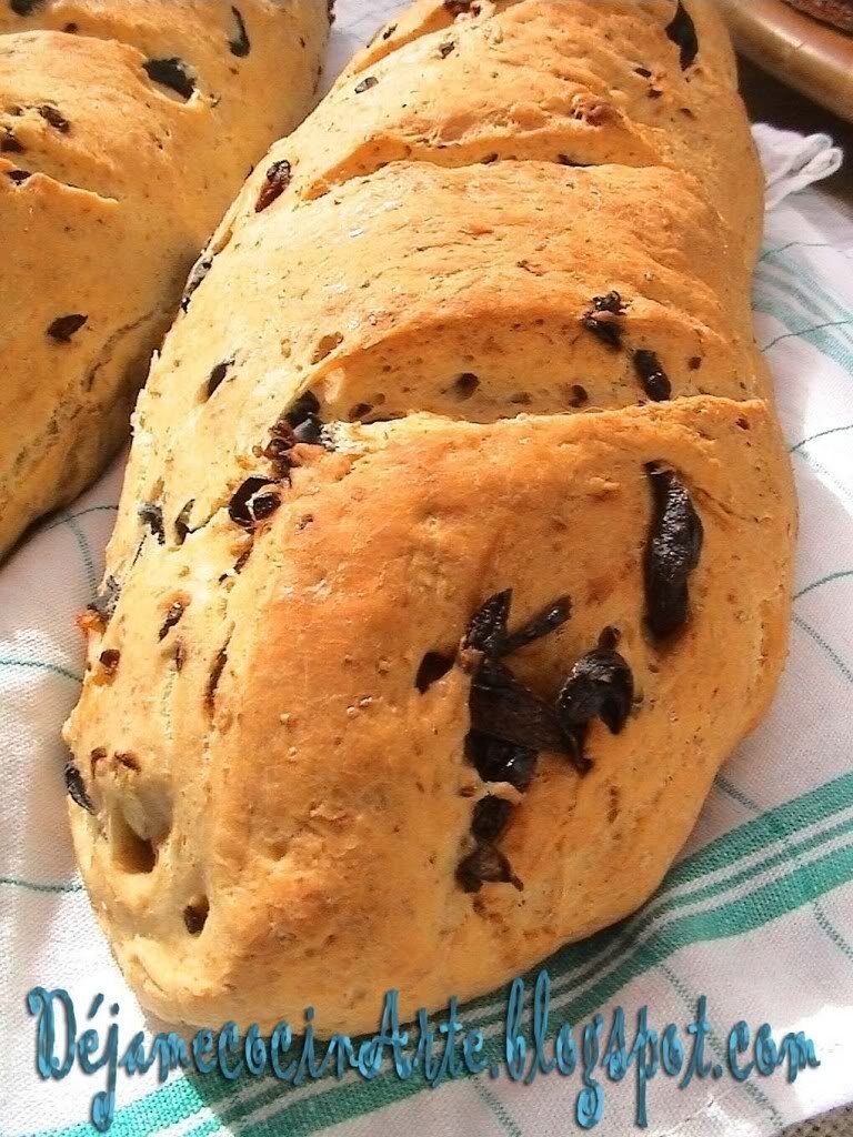 Receta de pan de cebolla y aceitunas fácil y saludable